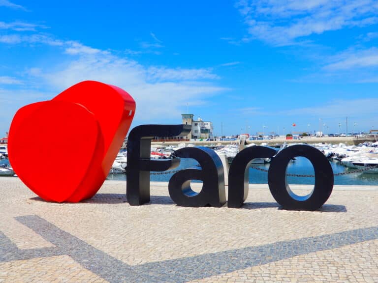 In Faro übernachten: 5 Gegenden für jedes Budget + Hotel Tipps