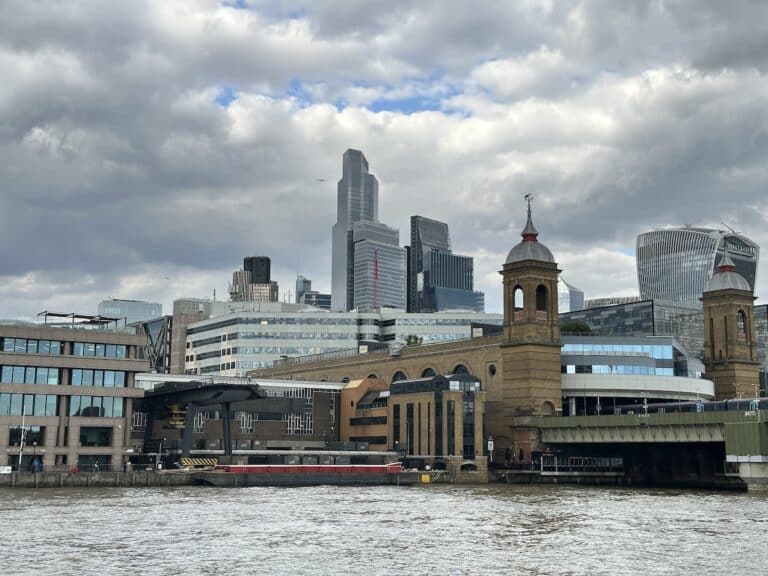 Wo übernachten in London: 10 Top Viertel (+Karte und Tipps)